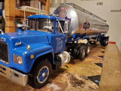 Chemical Leaman Tanker Model Decals – Model Truckers LLC